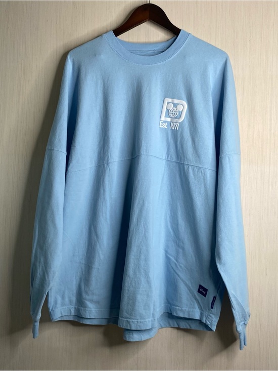 Disney | Tops | Nwt Disney Magic Kingdom Characterattractions Spirit ...